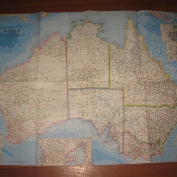 National Geographic | Art | 963 Nat Geo Foldout Map Australia 19 X 25 ...